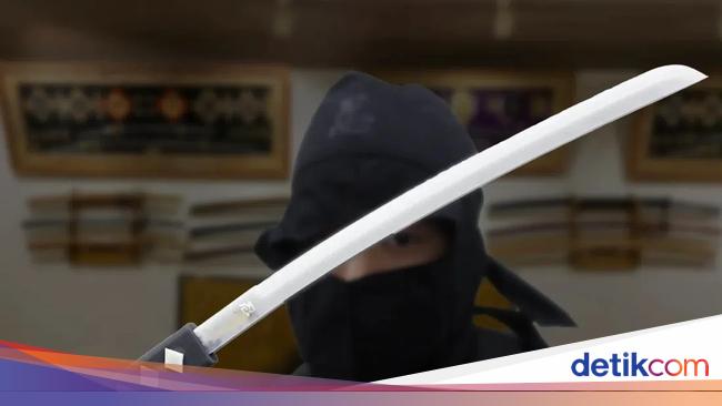 Pedang Ninja dari Jepang Ini Bisa Usir Rasa Gerah