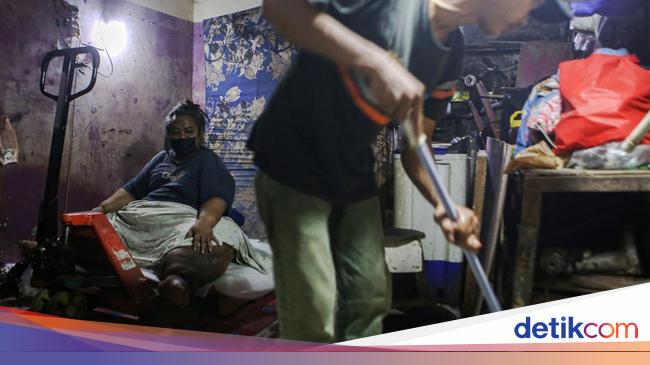 Terungkap, Pria Obesitas 200 Kg asal Tangerang Meninggal karena Gagal Napas Terungkap, Pria Obesitas 200 Kg asal Tangerang Meninggal karena Gagal Napas
