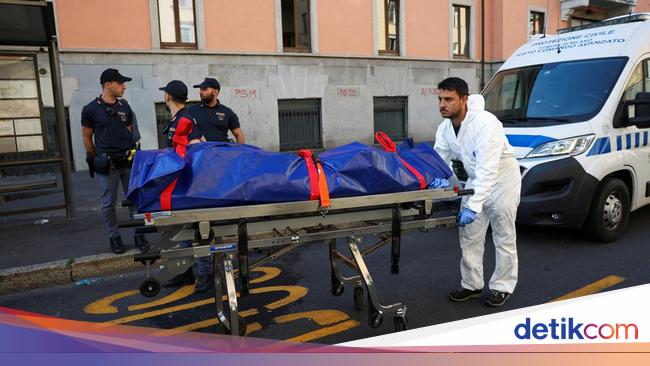 Detik-detik Evakuasi Jenazah Kebakaran Panti Jompo di Milan Detik-detik Evakuasi Jenazah Kebakaran Panti Jompo di Milan