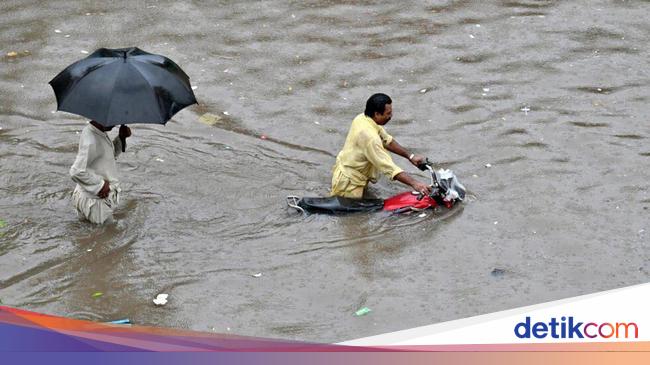 Pemkab Karawang Siaga Hadapi Bencana Hidrometeorologi