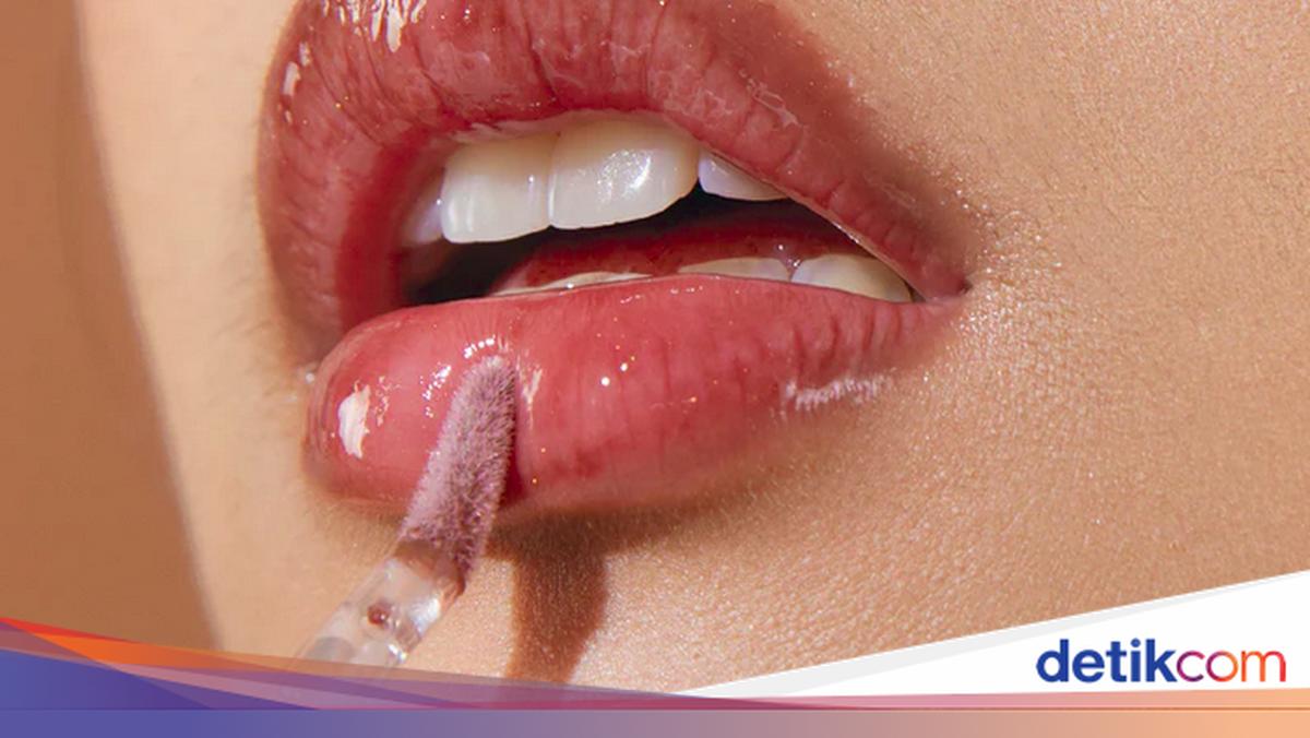 7 Rekomendasi Lip Tint Lokal Waterproof yang Bagus dan Tahan Lama