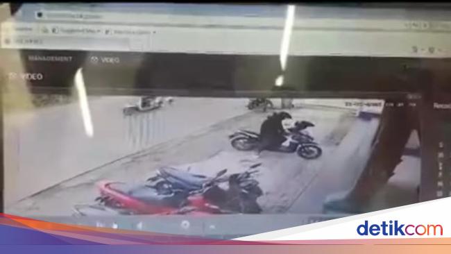 Viral, Maling Motor di Bekasi Dipergoki Korban hingga Todongkan Pistol Viral, Maling Motor di Bekasi Dipergoki Korban hingga Todongkan Pistol