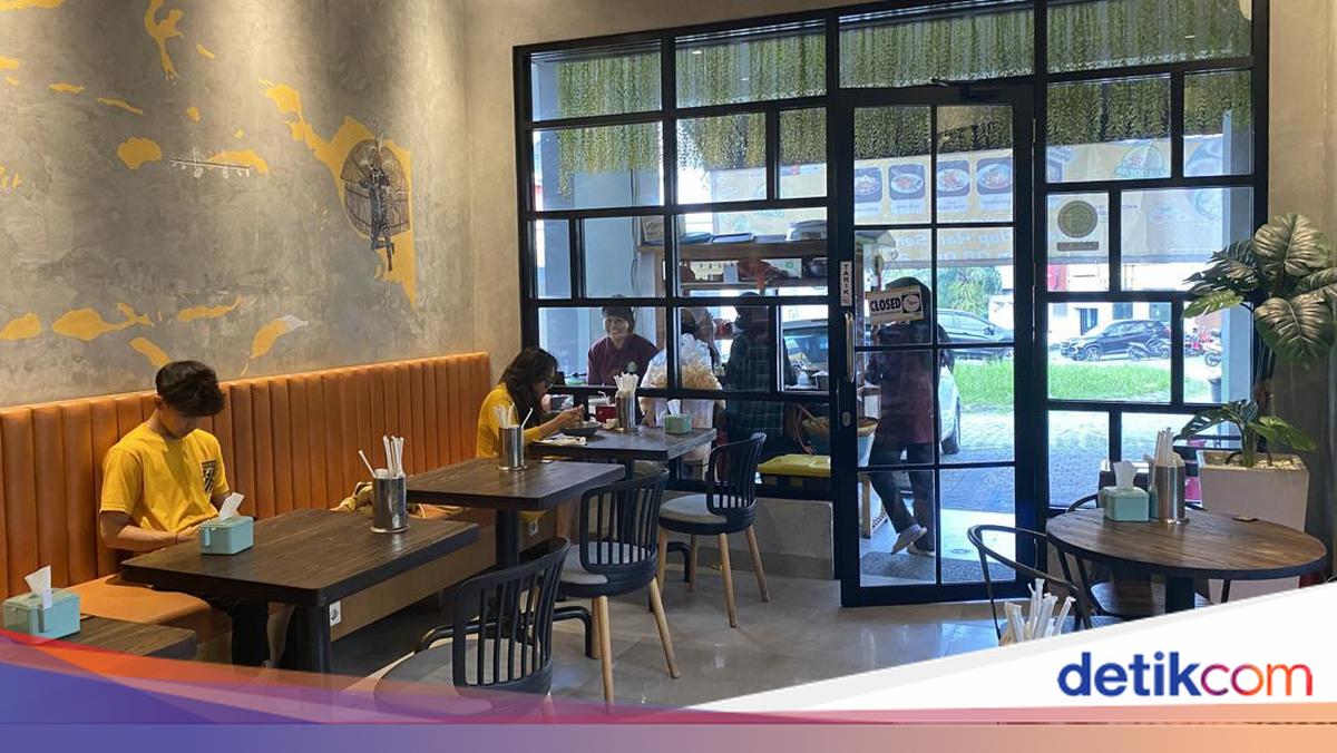 Porsinya Jumbo! Bisa Makan Ketoprak hingga Nasi Lengko di Kafe Ini