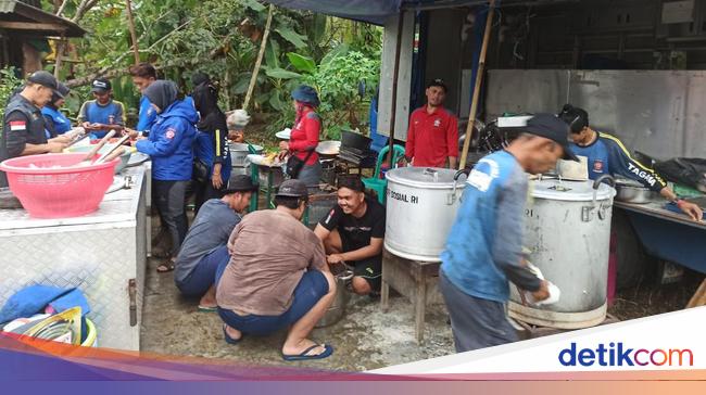 Pangandaran Terendam Banjir, Tagana Dirikan Dapur Umum