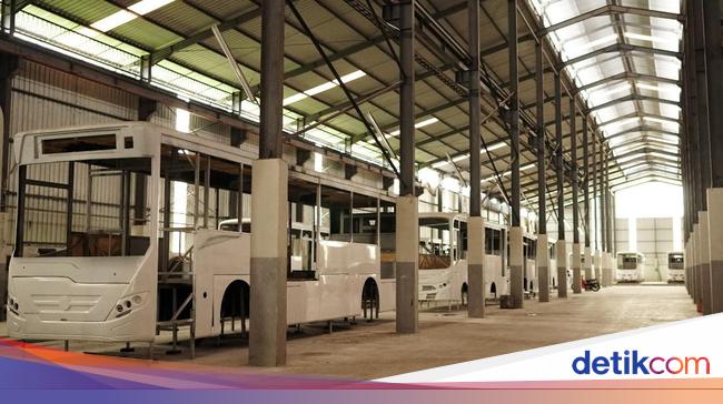 Perusahaan Bakrie Dapat Pesanan Truk Listrik dari BUMN untuk IKN