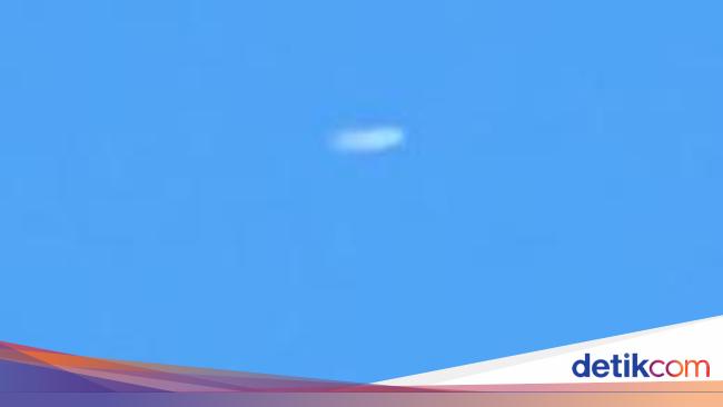 Penjelasan BETA UFO soal Benda Terbang di Pasuruan Tampak Lonjong Bercahaya