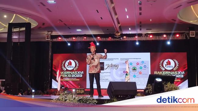 Jawaban Ganjar saat Ditanya 'Satu Kata' tentang Prabowo dan Anies