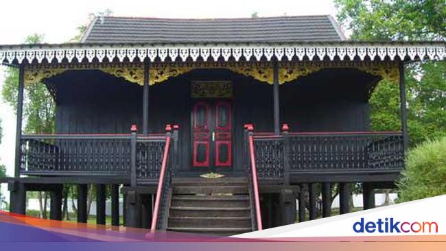 Rumah Adat Jambi Kajang Lako: Bentuk, Fungsi, dan Fakta Uniknya