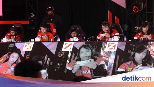 Jadwal MPL ID S12 Hari Ini: Evos Legends Vs Aura Fire