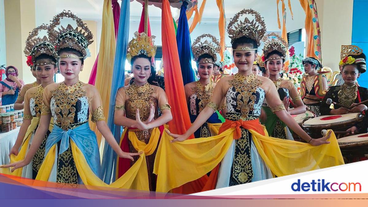 Tradisi Lengser Sunda yang Bertahan di Tengah Gempuran Zaman