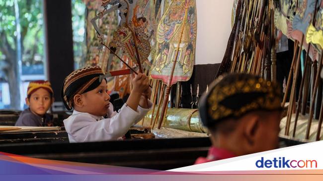 20+ Istilah dalam Pagelaran Wayang, Ada Kelir sampai Debog