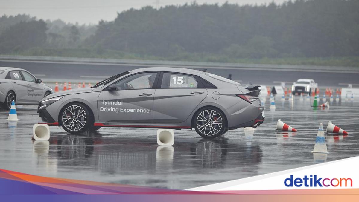 Sensasi Geber Mobil Buas Hyundai Avante N