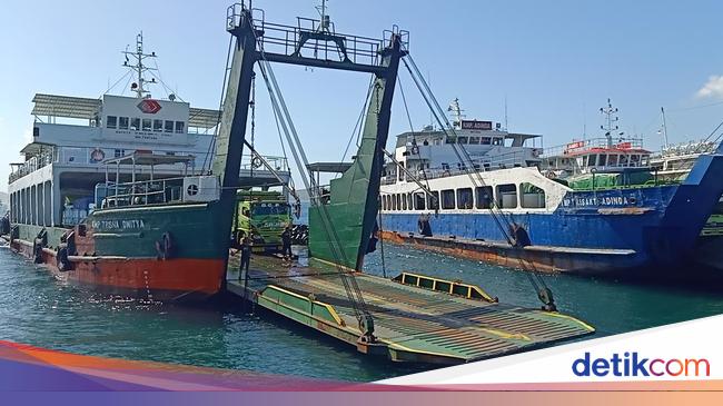 15 Jam Kandas di Selat Bali, KMP Trisna Dwitya Berhasil Dievakuasi