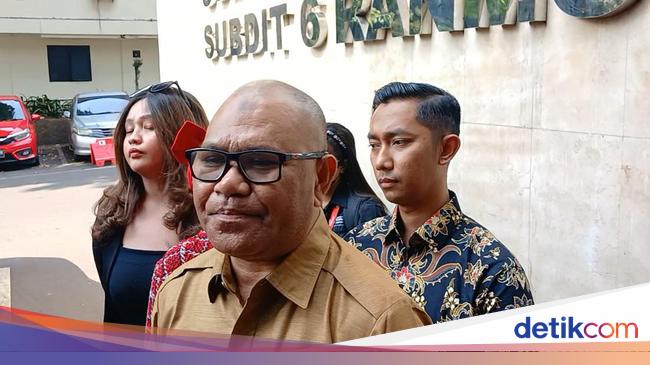 Korban Dugaan Penipuan Mario Teguh Jalani Pemeriksaan Bawa 3 Saksi
