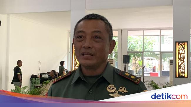 Pangdam Bicara Dekolonisasi Usai KNPB Provokasi Massa Antar Jenazah Enembe Pangdam Bicara Dekolonisasi Usai KNPB Provokasi Massa Antar Jenazah Enembe