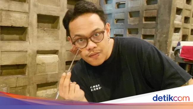 Potret Marlo Ernesto, Putra Andi F. Noya Saat Makan Bento hingga Ngopi