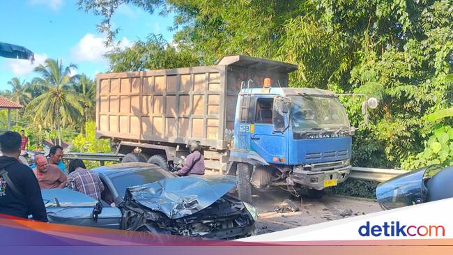 Nyalip di Tikungan, Mercy Bule Jerman Tabrak Truk-2 Motor