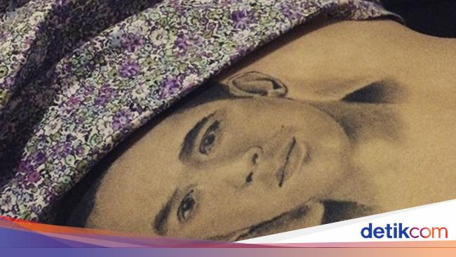 Selain Rendy Kjaernett, 10 Artis Ini Punya Tato Nama hingga Wajah Pasangan