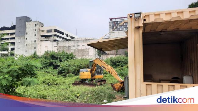Revitalisasi Blok VI Pasar Senen Mangkrak, Begini Kondisinya