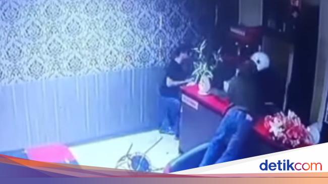 3 Penikam Pria Makassar Saat Lerai Orang Cekcok Gegara Michat Ditangkap