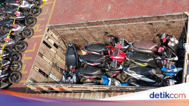 Polisi Gagalkan Penyelundupan Motor Curian yang Mau Dikirim ke Lampung