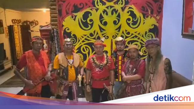 Rocky Gerung Diduga Hina Jokowi dan IKN, Masyarakat Adat Dayak Berang