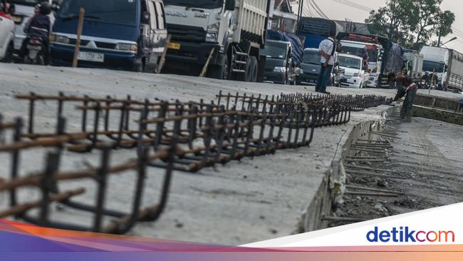 Pemerintah Siapkan Anggaran Rp 15 T untuk Perbaikan Jalan Daerah 2024 Pemerintah Siapkan Anggaran Rp 15 T untuk Perbaikan Jalan Daerah 2024
