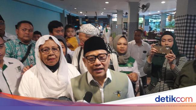 38 DPD Dorong Golkar Gabung Koalisi Dukung Prabowo, Ini Kata Cak Imin 38 DPD Dorong Golkar Gabung Koalisi Dukung Prabowo, Ini Kata Cak Imin