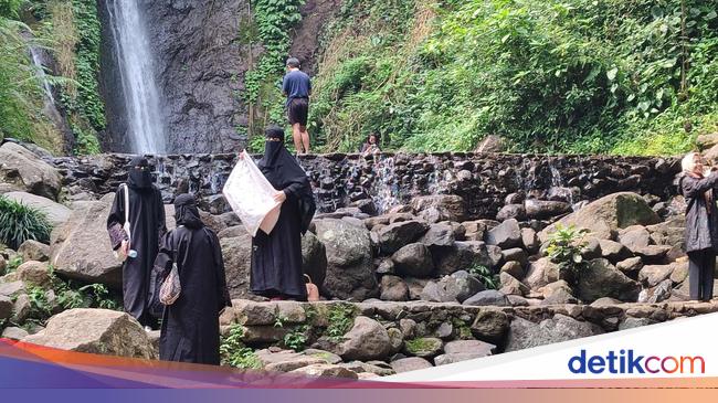 Curug Bogor Rasa Timur Tengah, Isinya Orang Arab Semua