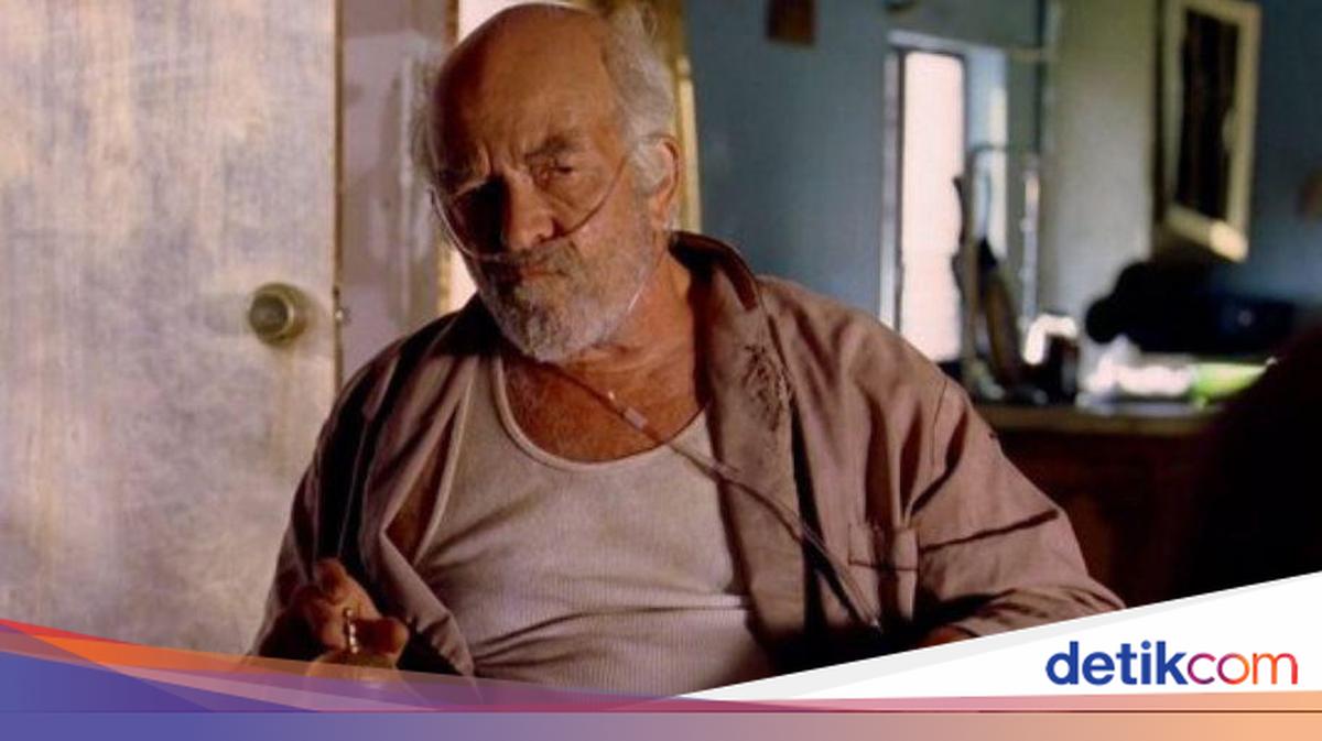 Pemeran Hector Salamanca di Breaking Bad Meninggal Dunia