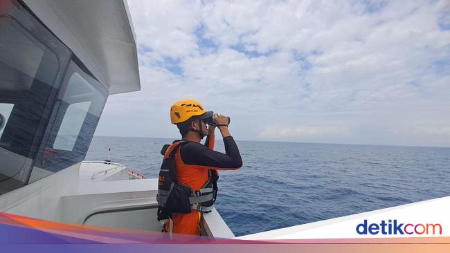 ABK Kapal KM Hasil Laut Jaya Jatuh ke Laut, Basarnas Turun Tangan