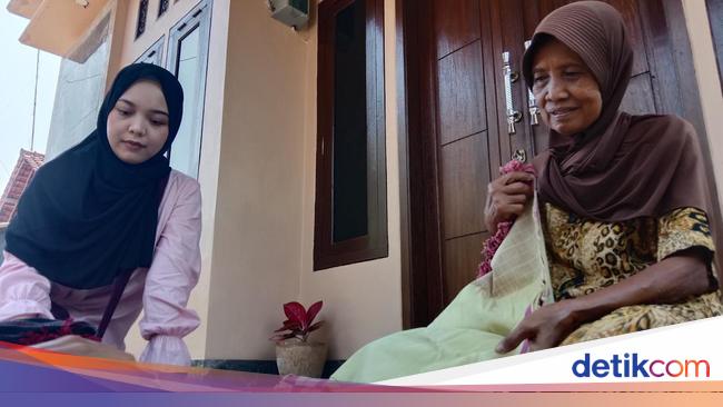 Rahasia Kelembutan Kain Tenun Gedogan Tempo Dulu