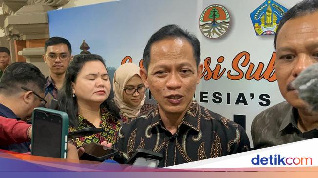 Menteri LH Tak Akan Rekomendasikan Impor Sampah Plastik Lagi
