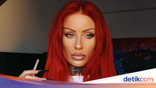 Foto Wanita Habiskan Rp 1,5 M untuk Tampil Seksi Tapi Sulit Dapat Pasangan