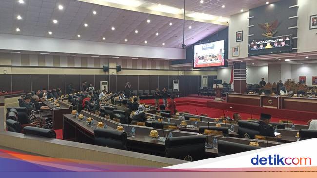 Batalnya Pengusulan 3 Calon Pj Gubernur Sulsel dari DPRD ke Kemendagri