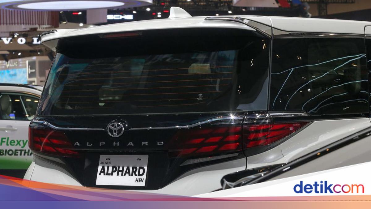 Ternyata, Isi Full Tank Alphard Hybrid Bakal Habis Duit Segini