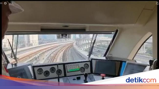 Menjajal Langsung LRT Bareng Jokowi Saat Lintasi Longspan Gatsu-Kuningan