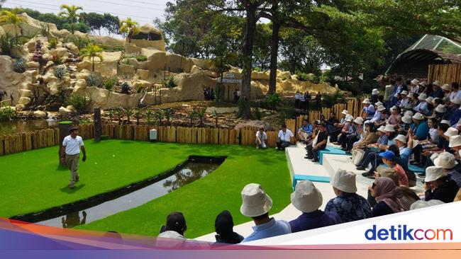 Kunjungi TMII, Delegasi AIPA Nikmati Ragam Budaya di Miniatur Indonesia