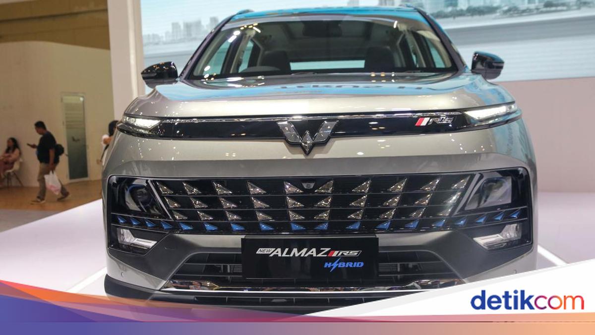 Tertarik Beli Wuling Almaz 2024? Ini Harga dan Spesifikasinya
