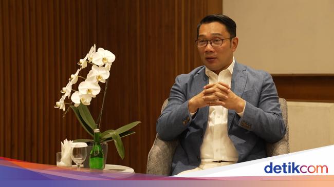Ridwan Kamil Ngaku Ditawari Jadi Menteri Ridwan Kamil Ngaku Ditawari Jadi Menteri