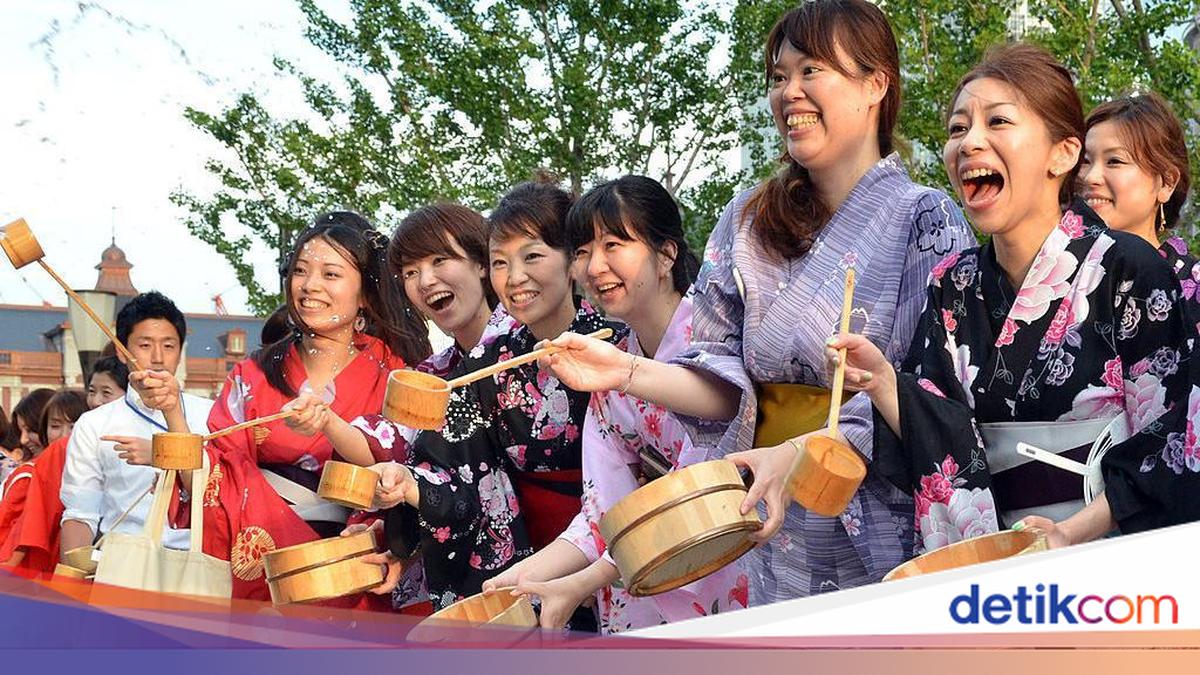 Setuju Nggak, Orang-orang Jepang Paling Sopan?