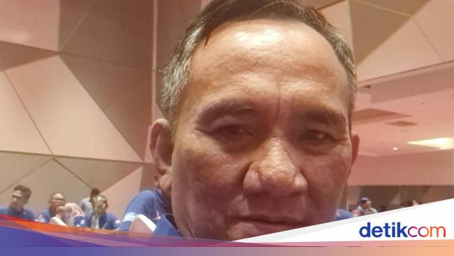 Andi Arief Kaget Budiman Sudjatmiko Dipecat PDIP: Terlalu Berlebihan Andi Arief Kaget Budiman Sudjatmiko Dipecat PDIP: Terlalu Berlebihan
