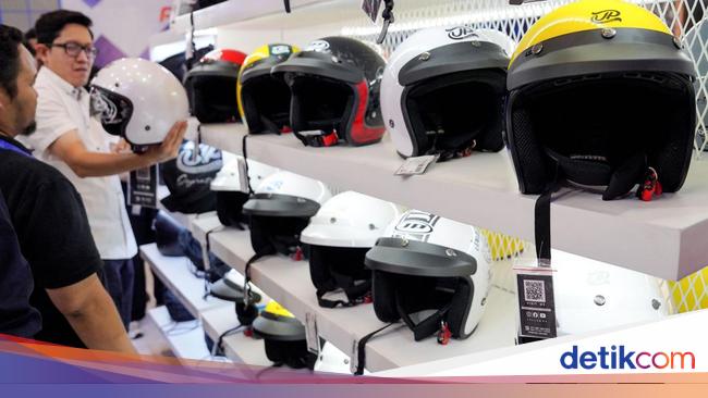 5 Cara Mencegah Bau Apek pada Helm dengan Mudah