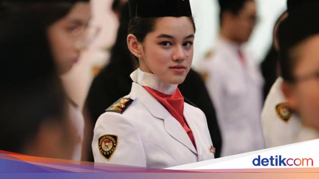 8 Foto Putri Rionaldo Stokhorst Cantik Beranjak Dewasa, Jadi Paskibra