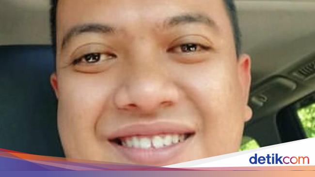 Aremania yang Rusak Kursi Stadion Dipta Bali Eks Pegawai Dishub Kab Malang Aremania yang Rusak Kursi Stadion Dipta Bali Eks Pegawai Dishub Kab Malang
