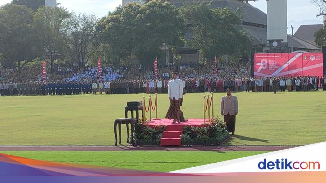 Spesial! Gibran Pilih Mangkunegoro X Jadi Inspektur Upacara HUT RI di Solo Spesial! Gibran Pilih Mangkunegoro X Jadi Inspektur Upacara HUT RI di Solo