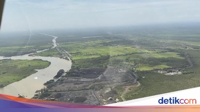 Menhub Pantau 5 Terminal Khusus Batu Bara di Banjarmasin Kalsel dari Udara