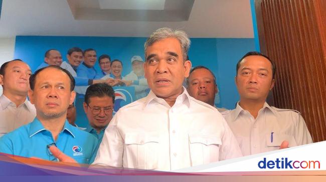 Sekjen Gerindra Anggap Baliho Prabowo-Gibran di Labuan Bajo Bentuk Harapan Sekjen Gerindra Anggap Baliho Prabowo-Gibran di Labuan Bajo Bentuk Harapan