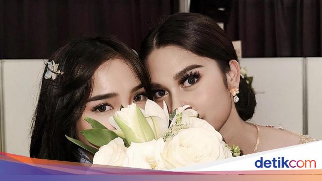 Foto Putri Politisi Andre Rosiade yang Nikah di Jepang, Dihadiri Fuji