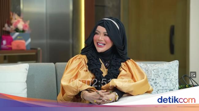 8 Foto Wajah Asli Yuni Jasmine Tanpa Filter Pns Viral Berdagu Lancip